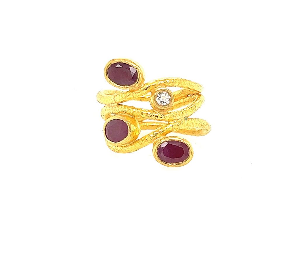 Ruby Wave Ring – Ara 24K Collections